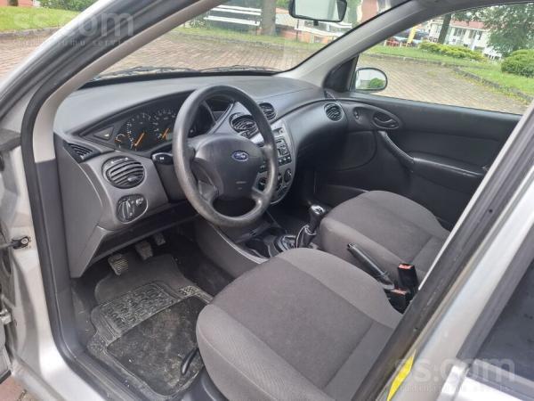 Ford Focus 2003 in Saldus, with an engine capacity of 1.60 L and mileage of 68 thousand km for 1000 €, photo 7 on AUTOMOTO.COM.LV