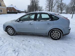 Ford Focus 2004 Kelmė, ar dzinēja tilpumu 2.00 L un nobraukumu 480 tūkst. km par 865 €, foto 4 vietnē AUTOMOTO.COM.LV