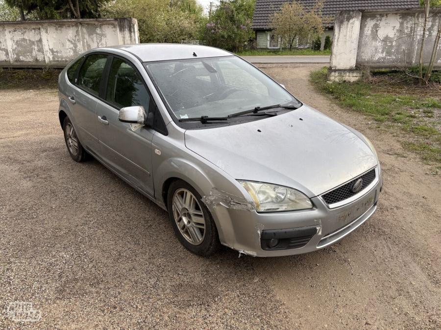 Форд Фокус 2004 в Ионишкис, объемом двигателя 2.00 л и пробегом 260 тыс. км за 300 €, фото 3 на AUTOMOTO.COM.LV
