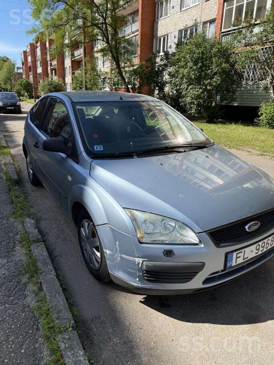 Ford Focus 2005 Rīga, ar dzinēja tilpumu 1.60 L un nobraukumu 240 tūkst. km par 900 €, foto 2 vietnē AUTOMOTO.COM.LV