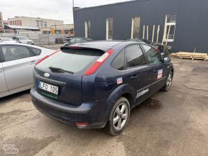 Ford Focus 2005 Kauņa, ar dzinēja tilpumu 1.60 L un nobraukumu 280 tūkst. km par 400 €, foto 2 vietnē AUTOMOTO.COM.LV