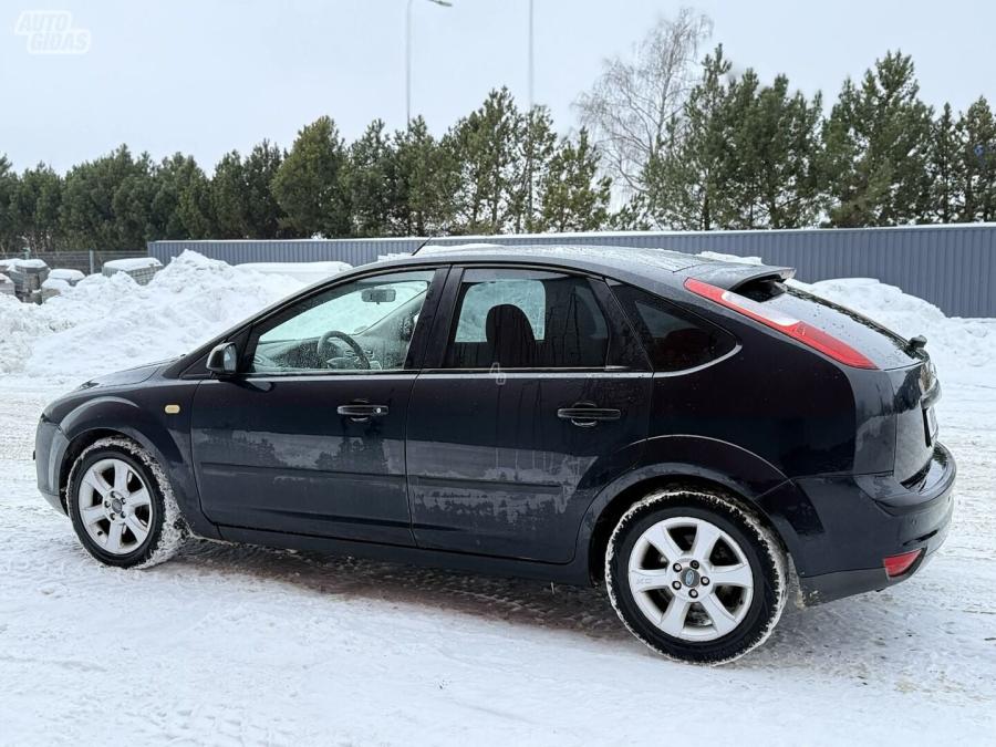 Ford Focus 2005 Šilutė, ar dzinēja tilpumu 2.00 L un nobraukumu 250 tūkst. km par 1350 €, foto 4 vietnē AUTOMOTO.COM.LV