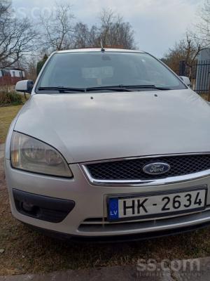 Ford Focus 2005 Rīga, ar dzinēja tilpumu 1.60 L un nobraukumu 275 tūkst. km par 1100 €, foto  vietnē AUTOMOTO.COM.LV