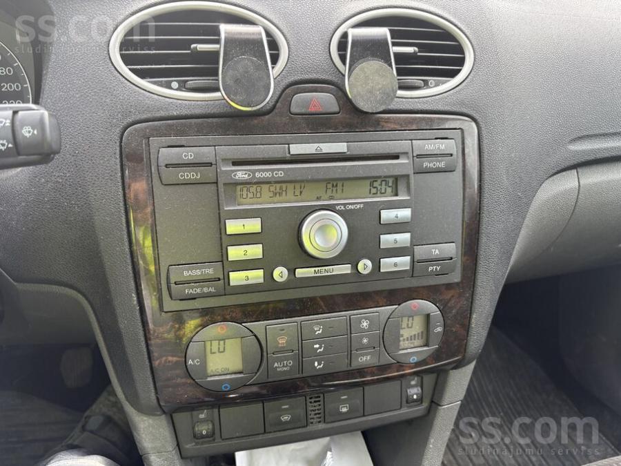 Ford Focus 2005 Liepāja, ar dzinēja tilpumu 1.60 L un nobraukumu 193 tūkst. km par 520 €, foto 7 vietnē AUTOMOTO.COM.LV