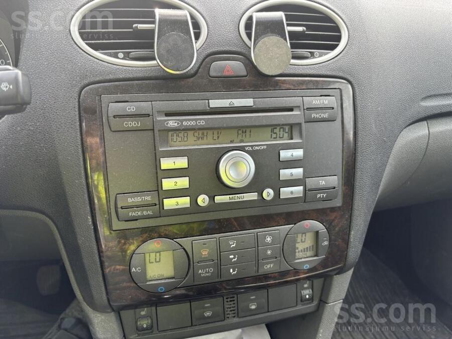Ford Focus 2005 Liepāja, ar dzinēja tilpumu 1.60 L un nobraukumu 193 tūkst. km par 520 €, foto 9 vietnē AUTOMOTO.COM.LV