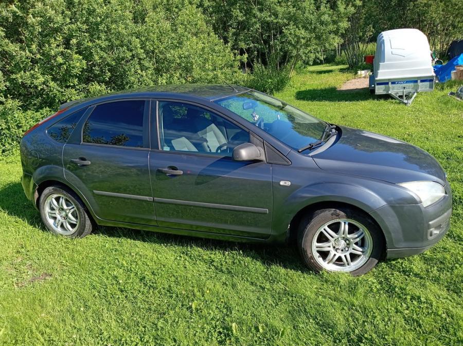Ford Focus 2005 Viljandi, ar dzinēja tilpumu 1.60 L un nobraukumu 300 tūkst. km par 1699 €, foto 15 vietnē AUTOMOTO.COM.LV