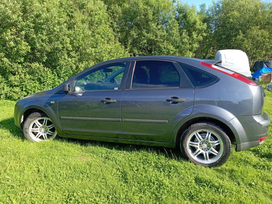 Ford Focus 2005 Viljandi, ar dzinēja tilpumu 1.60 L un nobraukumu 300 tūkst. km par 1699 €, foto 16 vietnē AUTOMOTO.COM.LV