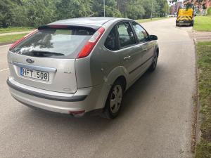 Ford Focus 2005 Anykščiai, ar dzinēja tilpumu 1.60 L un nobraukumu 211 tūkst. km par 350 €, foto 5 vietnē AUTOMOTO.COM.LV