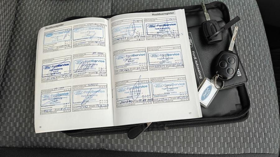 Ford Focus 2005 in Tartu, with an engine capacity of 1.60 L and mileage of 261 thousand km for 990 €, photo 31 on AUTOMOTO.COM.LV