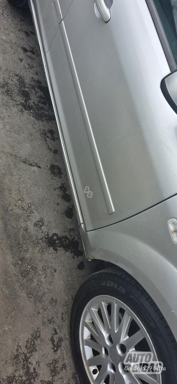 Ford Focus 2005 Kauņa, ar dzinēja tilpumu 1.60 L un nobraukumu 185 tūkst. km par 600 €, foto 6 vietnē AUTOMOTO.COM.LV