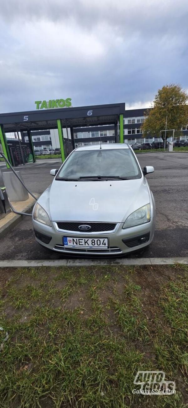 Ford Focus 2005 Kauņa, ar dzinēja tilpumu 1.60 L un nobraukumu 185 tūkst. km par 600 €, foto 7 vietnē AUTOMOTO.COM.LV