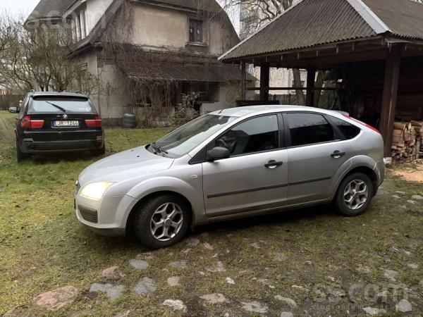 Ford Focus 2006 in Riga, with an engine capacity of 1.60 L and mileage of 245 thousand km for 1350 €, photo 1 on AUTOMOTO.COM.LV