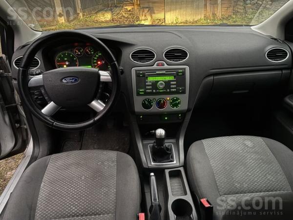 Ford Focus 2006 in Riga, with an engine capacity of 1.60 L and mileage of 245 thousand km for 1350 €, photo 5 on AUTOMOTO.COM.LV