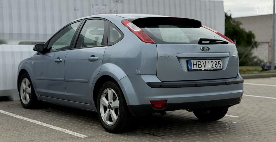 Ford Focus 2006 in Kaunas, with an engine capacity of 1.60 L and mileage of 307 thousand km for 1000 €, photo 4 on AUTOMOTO.COM.LV