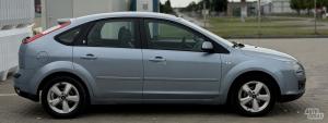 Ford Focus 2006 in Kaunas, with an engine capacity of 1.60 L and mileage of 307 thousand km for 1000 €, photo 8 on AUTOMOTO.COM.LV