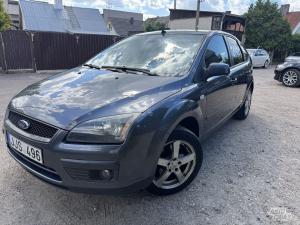 Ford Focus 2006 in Kaunas, with an engine capacity of 1.80 L and mileage of 300 thousand km for 850 €, photo 5 on AUTOMOTO.COM.LV