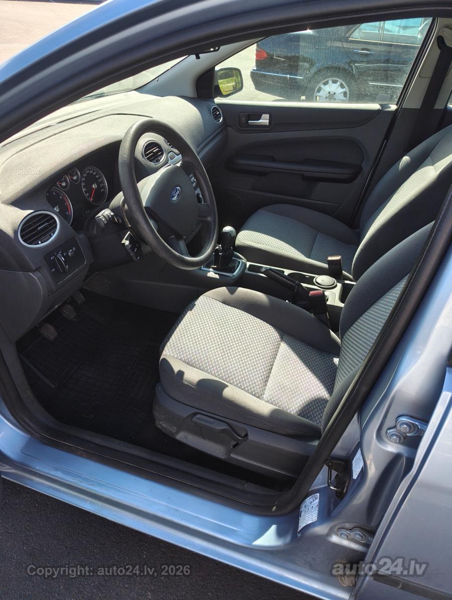 Ford Focus 2006 in Tallinn, with an engine capacity of 1.60 L and mileage of 97 thousand km for 2400 €, photo 7 on AUTOMOTO.COM.LV