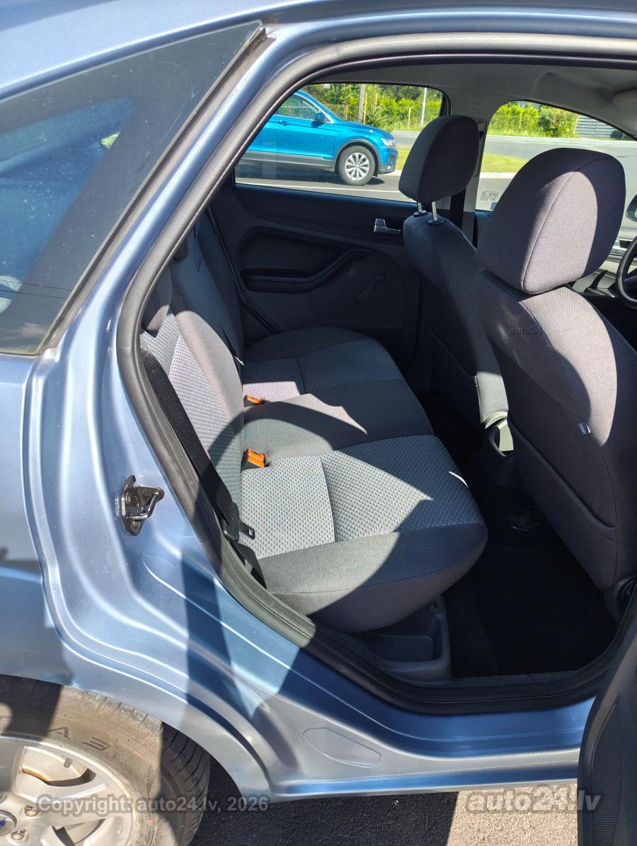 Ford Focus 2006 in Tallinn, with an engine capacity of 1.60 L and mileage of 97 thousand km for 2400 €, photo 9 on AUTOMOTO.COM.LV
