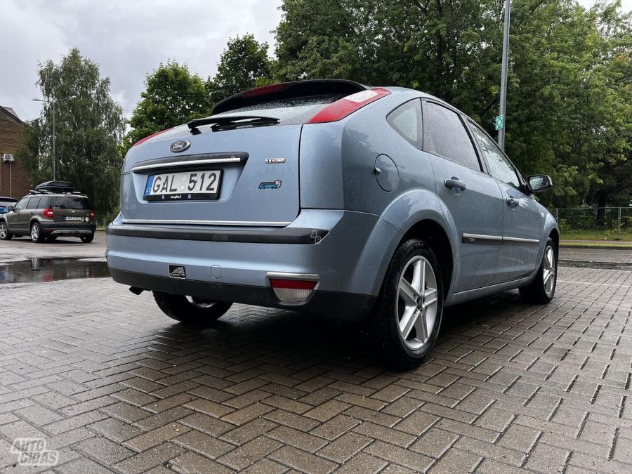 Ford Focus 2006 in Trakai, with an engine capacity of 1.60 L and mileage of 280 thousand km for 1590 €, photo 11 on AUTOMOTO.COM.LV