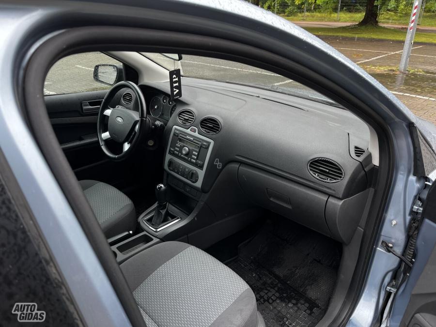Ford Focus 2006 in Trakai, with an engine capacity of 1.60 L and mileage of 280 thousand km for 1590 €, photo 14 on AUTOMOTO.COM.LV