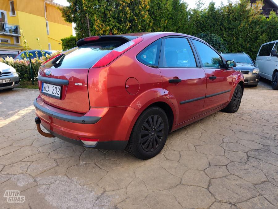 Ford Focus 2006 Klaipėda, ar dzinēja tilpumu 1.60 L un nobraukumu 270 tūkst. km par 470 €, foto 4 vietnē AUTOMOTO.COM.LV