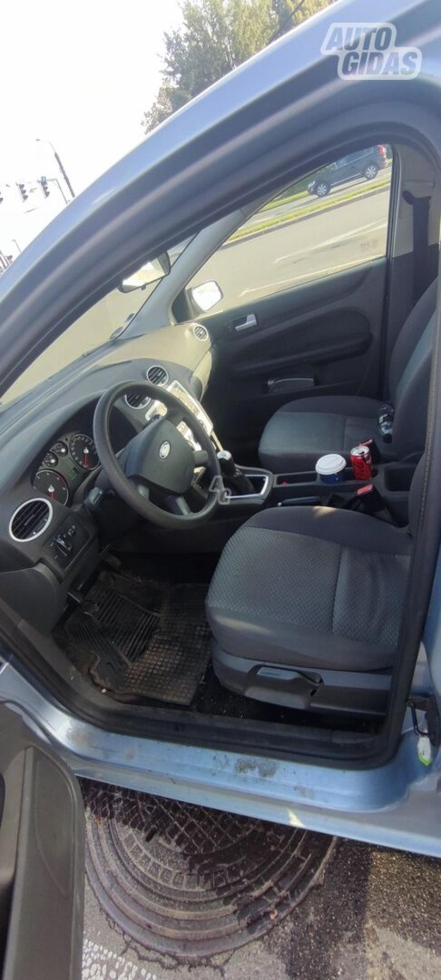 Ford Focus 2006 Kauņa, ar dzinēja tilpumu 1.60 L un nobraukumu 245 tūkst. km par 350 €, foto 7 vietnē AUTOMOTO.COM.LV