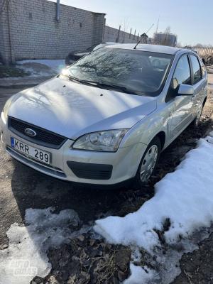 Ford Focus 2007 Kauņa, ar dzinēja tilpumu 1.60 L un nobraukumu 227 tūkst. km par 950 €, foto  vietnē AUTOMOTO.COM.LV