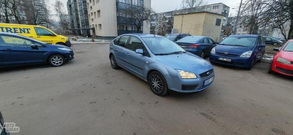 Ford Focus 2007 Viļņa, ar dzinēja tilpumu 1.80 L un nobraukumu 142 tūkst. km par 1300 €, foto 3 vietnē AUTOMOTO.COM.LV