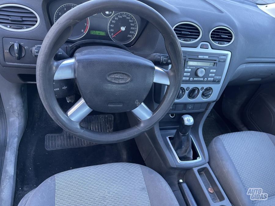 Ford Focus 2007 Kretinga, ar dzinēja tilpumu 1.60 L un nobraukumu 215 tūkst. km par 1200 €, foto 7 vietnē AUTOMOTO.COM.LV