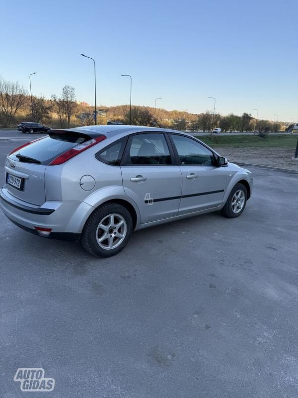 Ford Focus 2007 in Kaunas, with an engine capacity of 1.60 L and mileage of 223 thousand km for 1700 €, photo 4 on AUTOMOTO.COM.LV