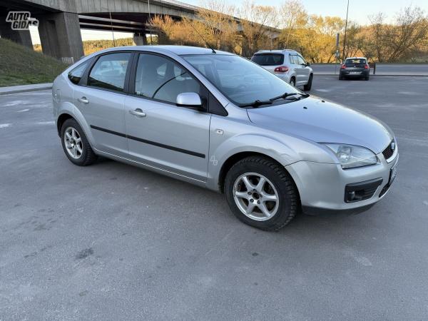 Ford Focus 2007 in Kaunas, with an engine capacity of 1.60 L and mileage of 223 thousand km for 1700 €, photo 6 on AUTOMOTO.COM.LV