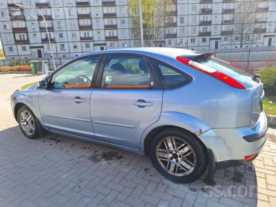 Ford Focus 2007 in Jekabpils, with an engine capacity of 2.00 L and mileage of 335 thousand km for 800 €, photo 5 on AUTOMOTO.COM.LV