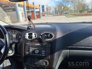 Ford Focus 2007 in Jekabpils, with an engine capacity of 2.00 L and mileage of 335 thousand km for 800 €, photo 8 on AUTOMOTO.COM.LV