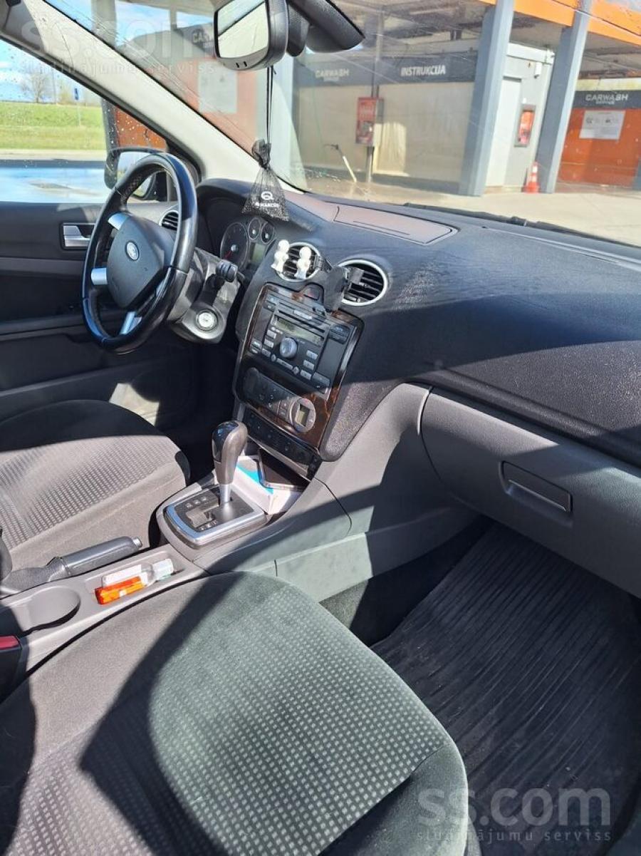 Ford Focus 2007 in Jekabpils, with an engine capacity of 2.00 L and mileage of 335 thousand km for 800 €, photo 10 on AUTOMOTO.COM.LV