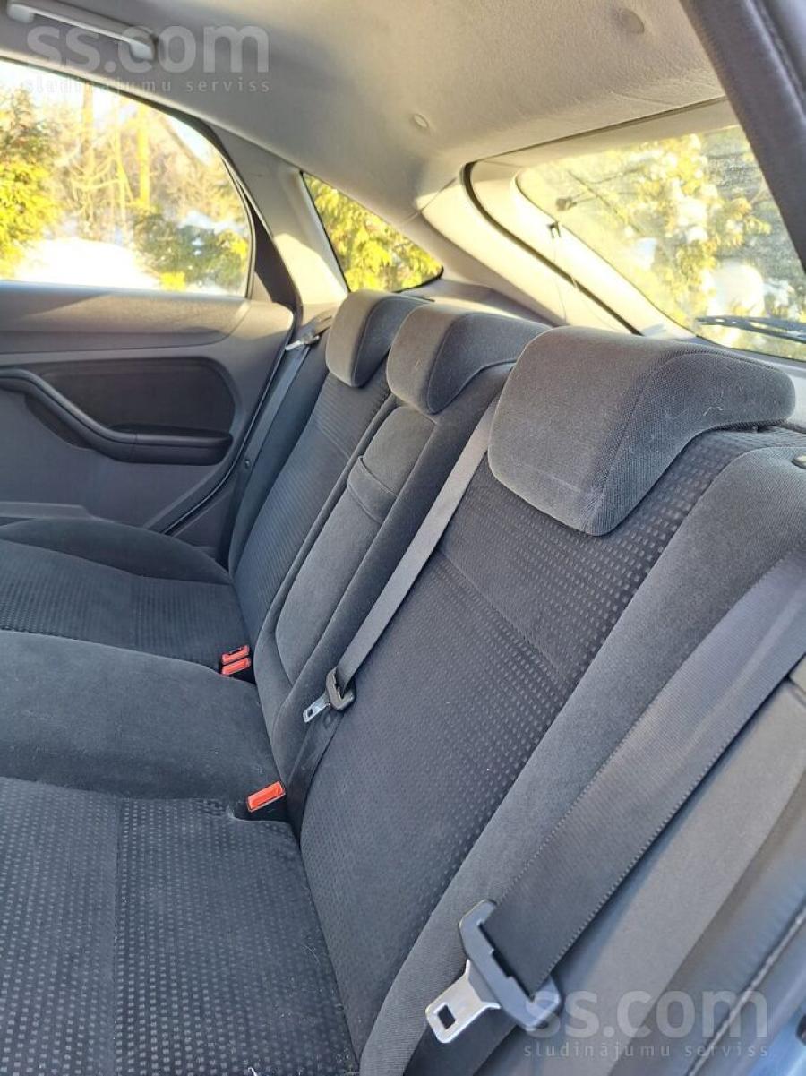 Ford Focus 2007 Jēkabpils, ar dzinēja tilpumu 2.00 L un nobraukumu 333 tūkst. km par 1350 €, foto 9 vietnē AUTOMOTO.COM.LV