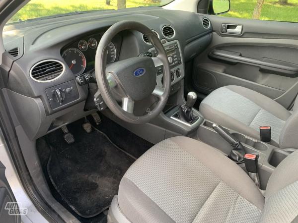 Ford Focus 2007 in Panevezys, with an engine capacity of 1.80 L and mileage of 195 thousand km for 990 €, photo 9 on AUTOMOTO.COM.LV