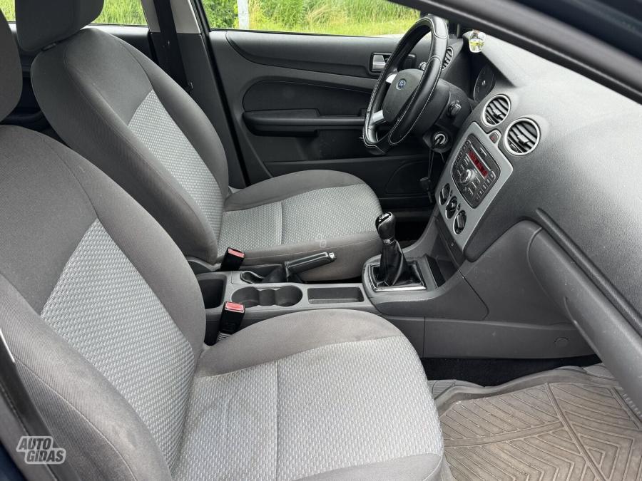 Ford Focus 2007 in Siauliai, with an engine capacity of 1.60 L and mileage of 235 thousand km for 630 €, photo 10 on AUTOMOTO.COM.LV