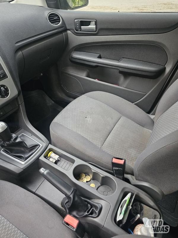 Ford Focus 2007 Marijampole, ar dzinēja tilpumu 1.40 L un nobraukumu 130 tūkst. km par 500 €, foto 8 vietnē AUTOMOTO.COM.LV