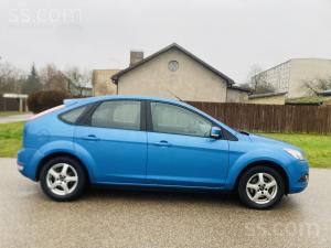 Ford Focus 2008 in Jelgava, with an engine capacity of 1.60 L and mileage of 318 thousand km for 1790 €, photo 4 on AUTOMOTO.COM.LV