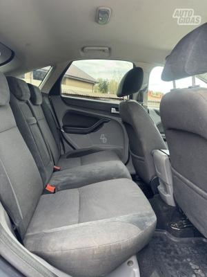 Ford Focus 2008 in Vilnius, with an engine capacity of 1.80 L and mileage of 350 thousand km for 700 €, photo 6 on AUTOMOTO.COM.LV