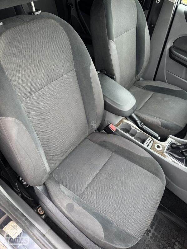 Ford Focus 2008 Viļņa, ar dzinēja tilpumu 1.80 L un nobraukumu 350 tūkst. km par 700 €, foto 8 vietnē AUTOMOTO.COM.LV