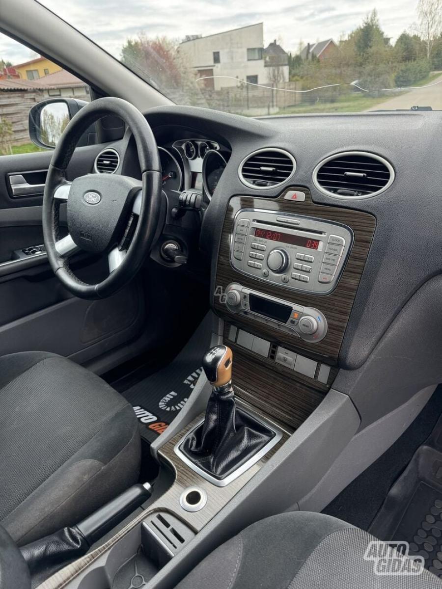 Ford Focus 2008 in Vilnius, with an engine capacity of 1.80 L and mileage of 350 thousand km for 700 €, photo 10 on AUTOMOTO.COM.LV