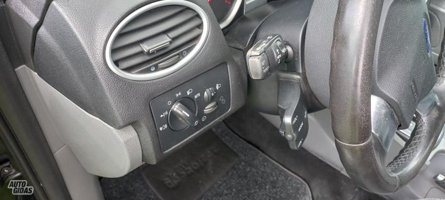 Ford Focus 2008 in Birzai, with an engine capacity of 2.00 L and mileage of 182 thousand km for 2450 €, photo 16 on AUTOMOTO.COM.LV