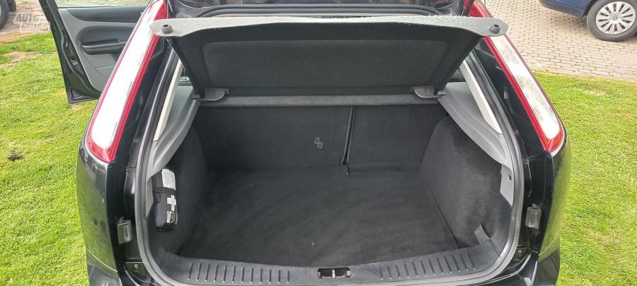 Ford Focus 2008 Biržai, ar dzinēja tilpumu 2.00 L un nobraukumu 182 tūkst. km par 2450 €, foto 13 vietnē AUTOMOTO.COM.LV