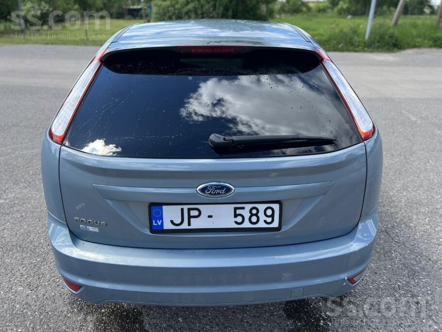 Ford Focus 2008 in Jekabpils, with an engine capacity of 1.60 L and mileage of 142 thousand km for 990 €, photo 9 on AUTOMOTO.COM.LV