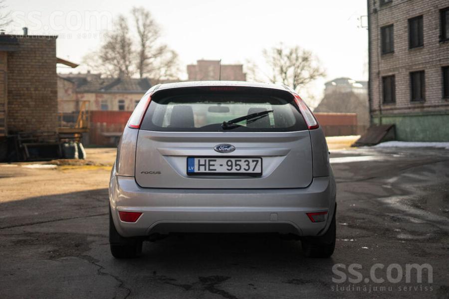 Ford Focus 2008 Rīga, ar dzinēja tilpumu 1.60 L un nobraukumu 238 tūkst. km par 1390 €, foto 6 vietnē AUTOMOTO.COM.LV