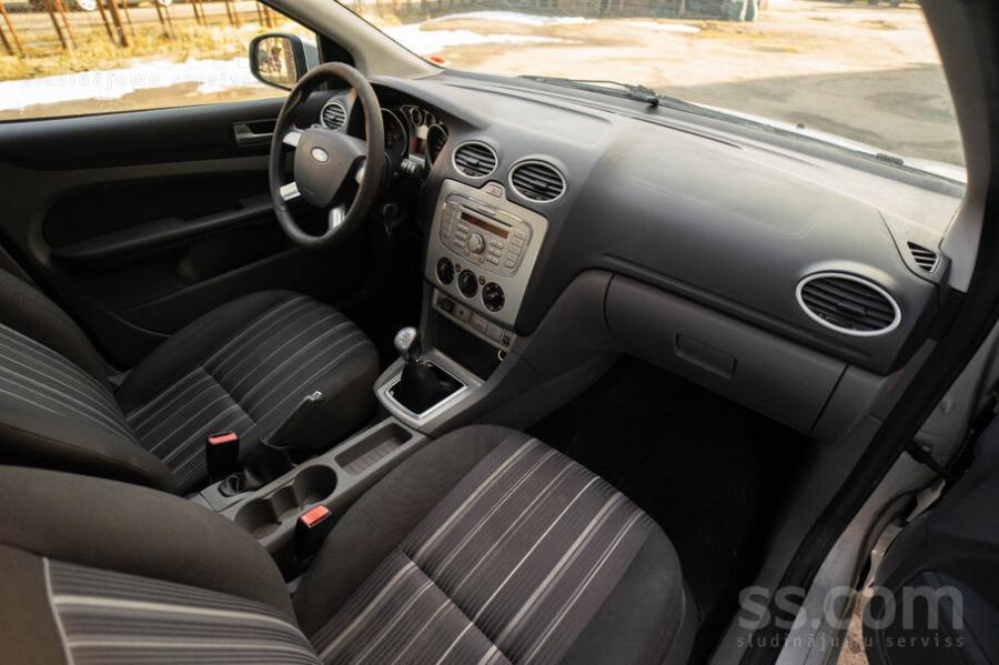 Ford Focus 2008 Rīga, ar dzinēja tilpumu 1.60 L un nobraukumu 238 tūkst. km par 1390 €, foto 10 vietnē AUTOMOTO.COM.LV