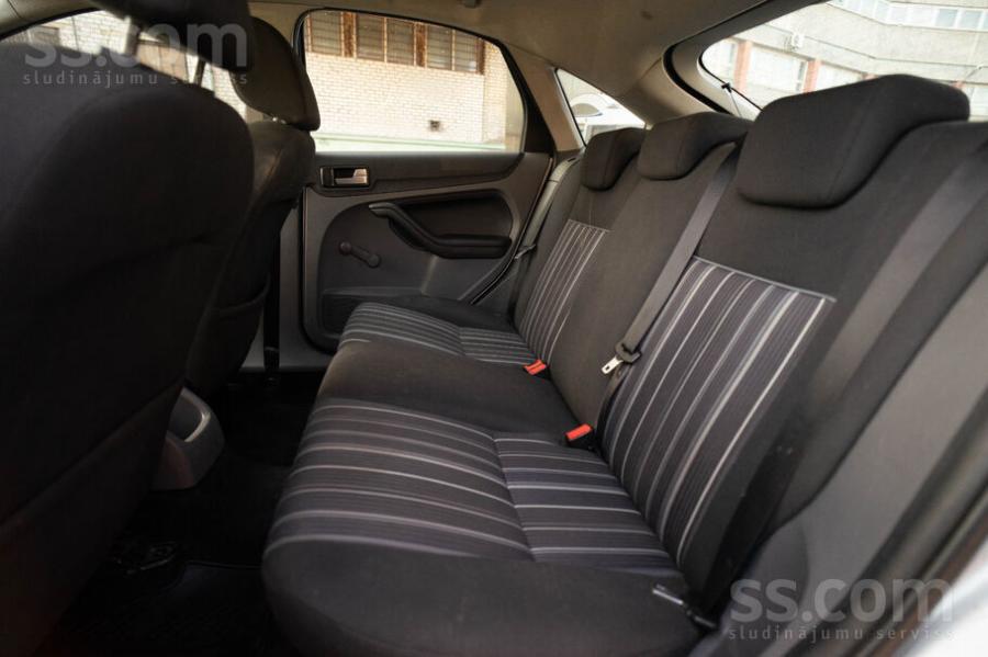 Ford Focus 2008 Rīga, ar dzinēja tilpumu 1.60 L un nobraukumu 238 tūkst. km par 1390 €, foto 11 vietnē AUTOMOTO.COM.LV