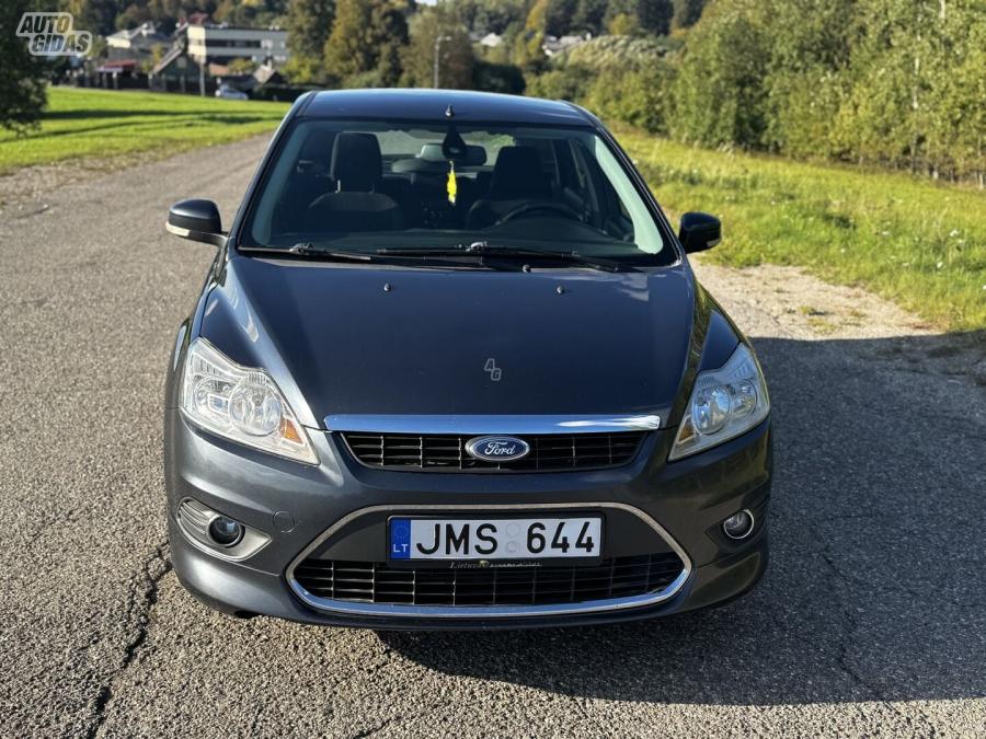Ford Focus 2008 in Siauliai, with an engine capacity of 1.60 L and mileage of 265 thousand km for 1350 €, photo 12 on AUTOMOTO.COM.LV