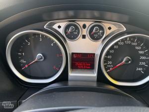 Ford Focus 2008 in Siauliai, with an engine capacity of 1.60 L and mileage of 265 thousand km for 1350 €, photo 13 on AUTOMOTO.COM.LV